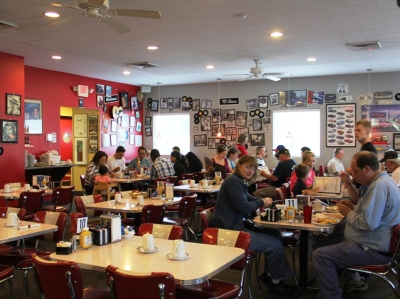 Relive the Fifties at Bristol 45 Diner