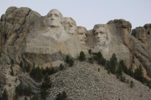 Mount Rushmore at Sunrise: A Spectacular Show
