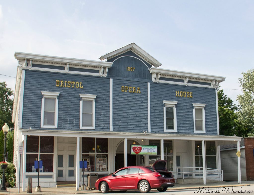 Following the Amish Country Heritage Trail Driving Tour