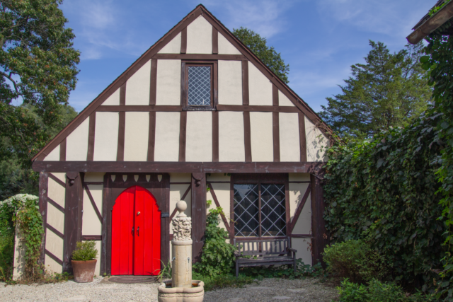 Weber House and Garden: Tour a Storybook House and English Garden