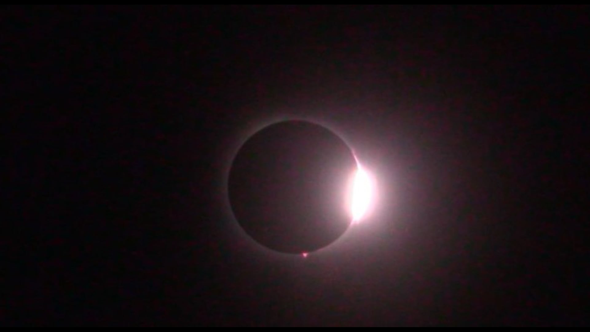 43-Second Solar Eclipse Diamond Ring Reveal